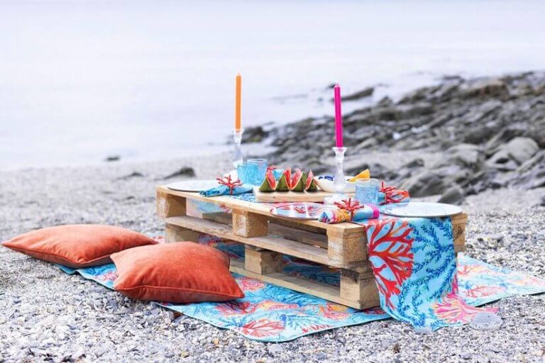 7 Designer’s Ways to Create a Colorful Picnic Party | Archi-living.com ...